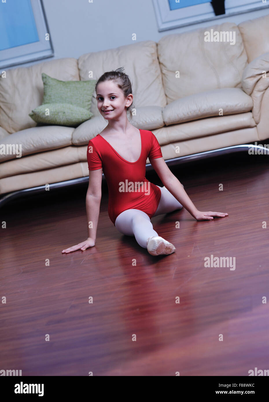 ballet girl exercise and learn at home Stock Photo - Alamy