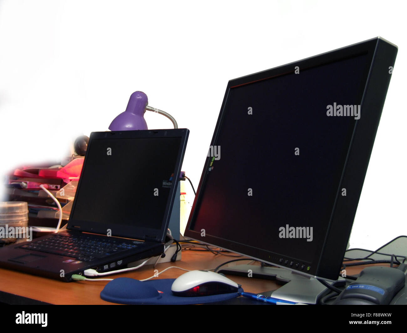 Financial info screens hi-res stock photography and images - Alamy