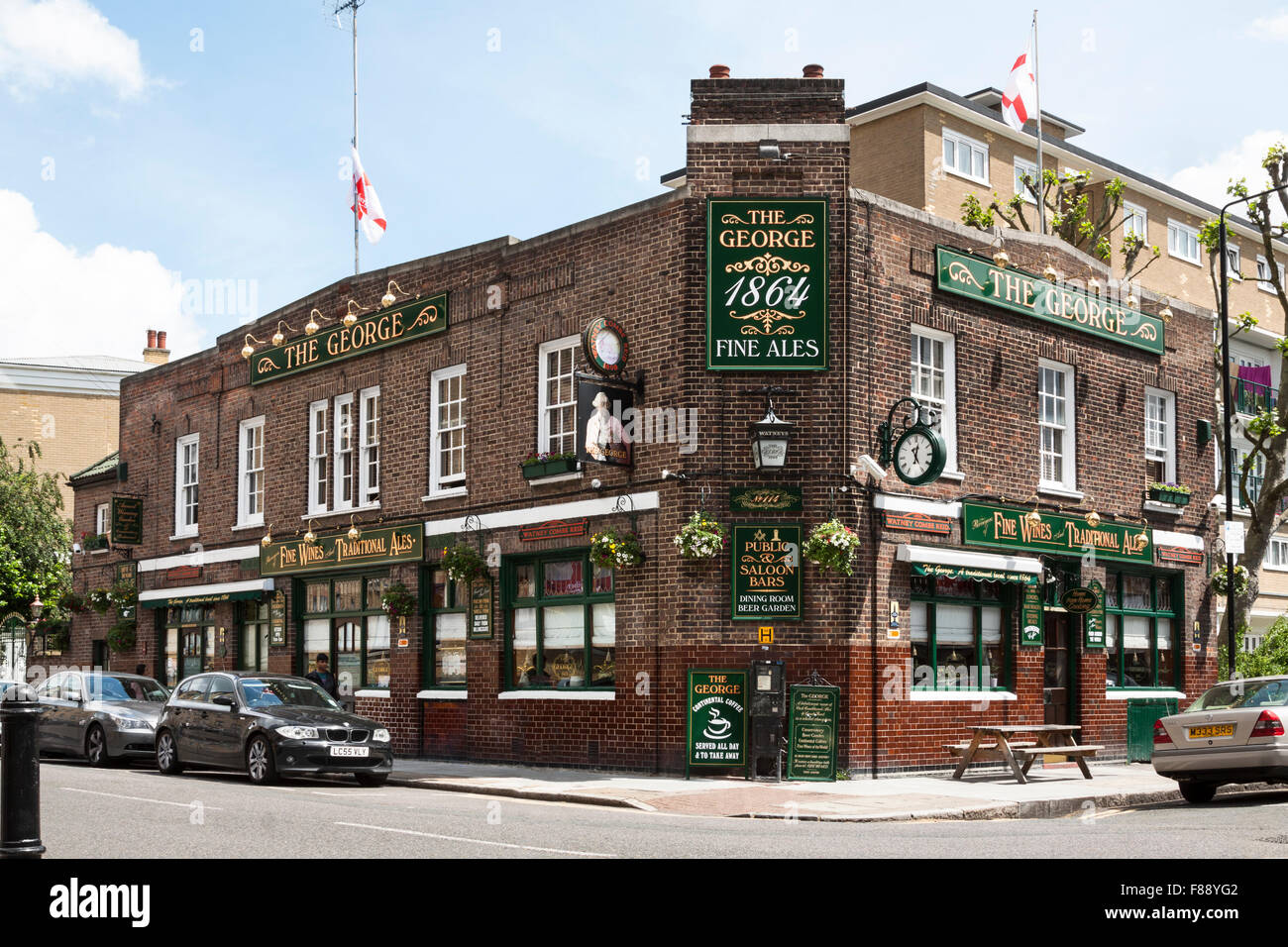 London, UK - Pub The George - 1864 Stock Photo - Alamy