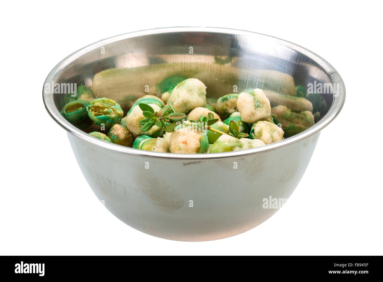 Crispy green peas isolated Stock Photo - Alamy