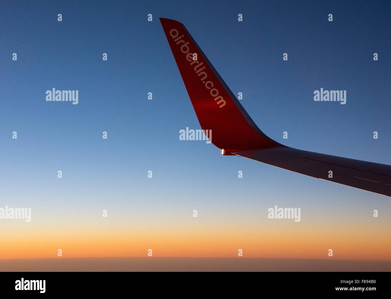 Wing panel hi-res stock photography and images - Alamy