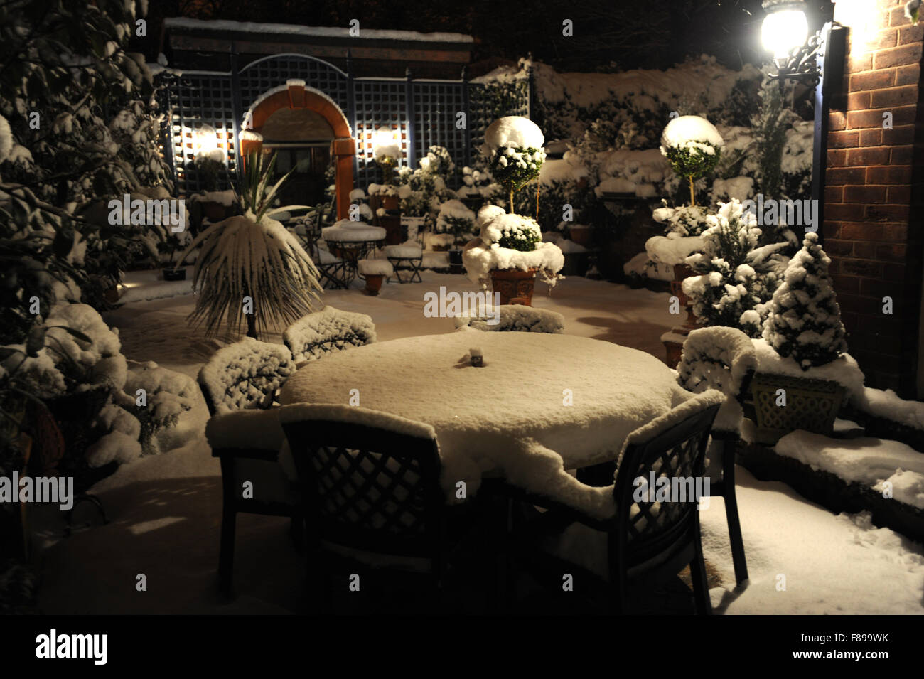 Back garden in winter Stock Photo - Alamy