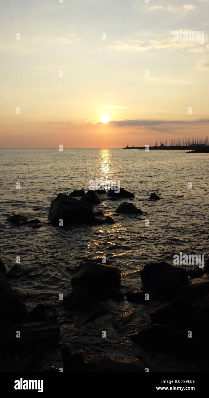 Heat sunset on rocks hi-res stock photography and images - Alamy