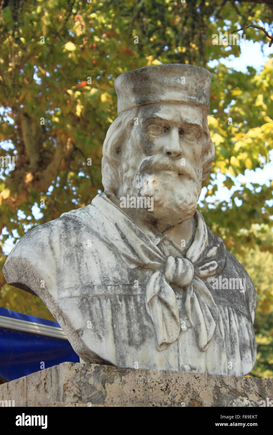 Memorial statue of Giuseppe Garibaldi in Rome, Italy Stock Photo - Alamy