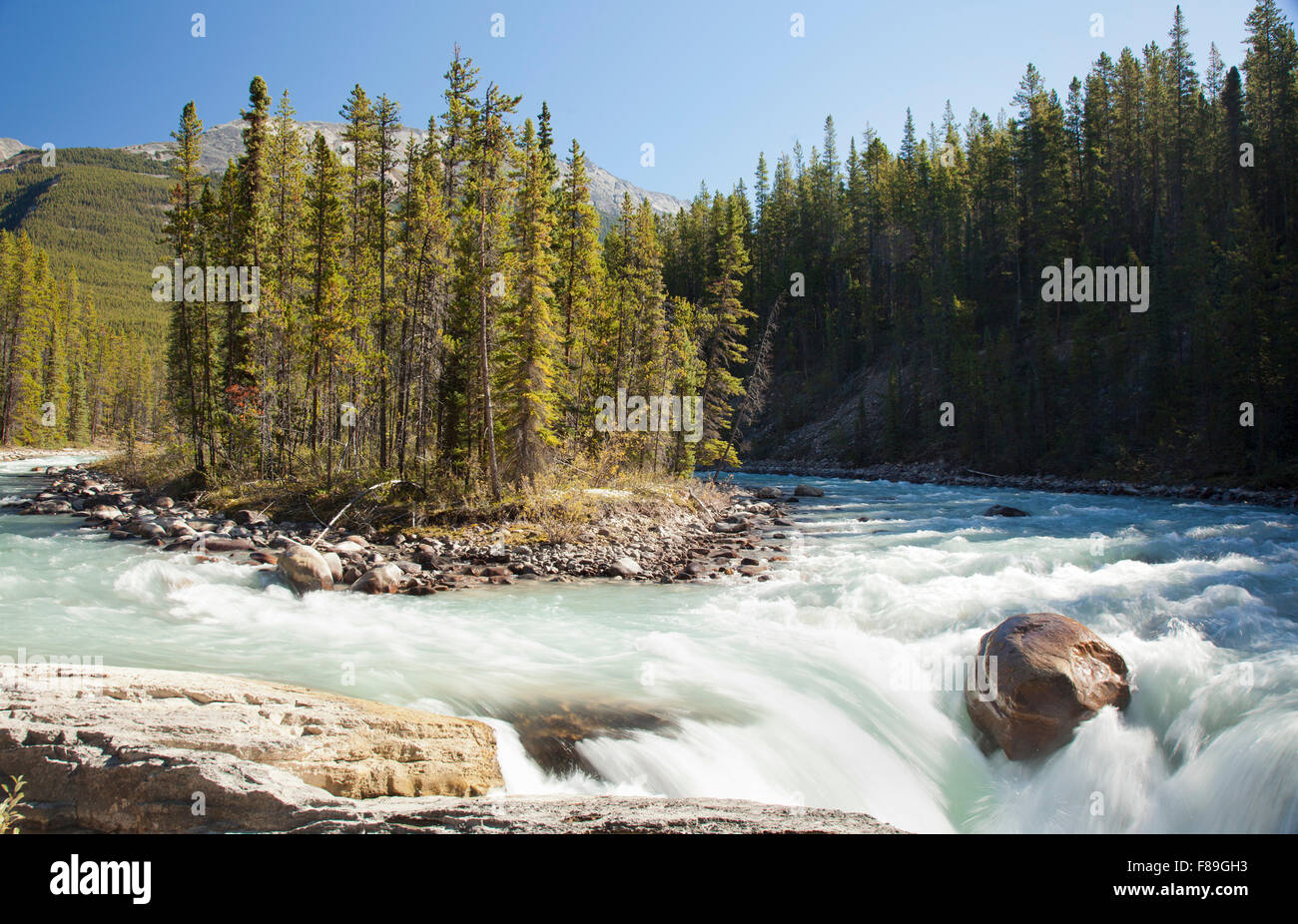 Athabaska river hi-res stock photography and images - Alamy