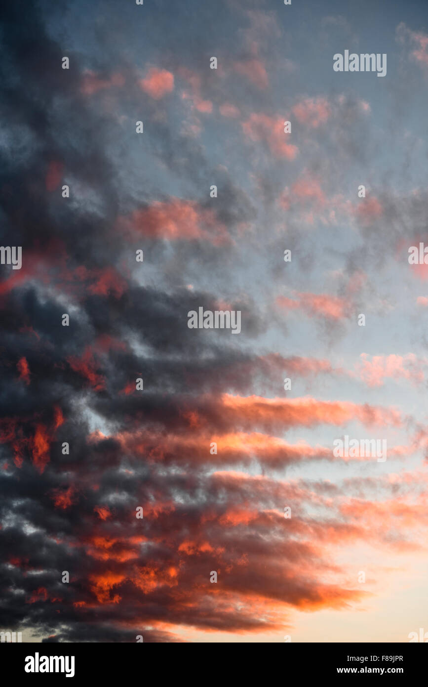 Red clouds hi-res stock photography and images - Alamy