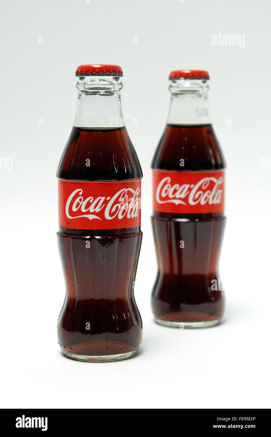 Coca cola bottle glass hi-res stock photography and images - Alamy