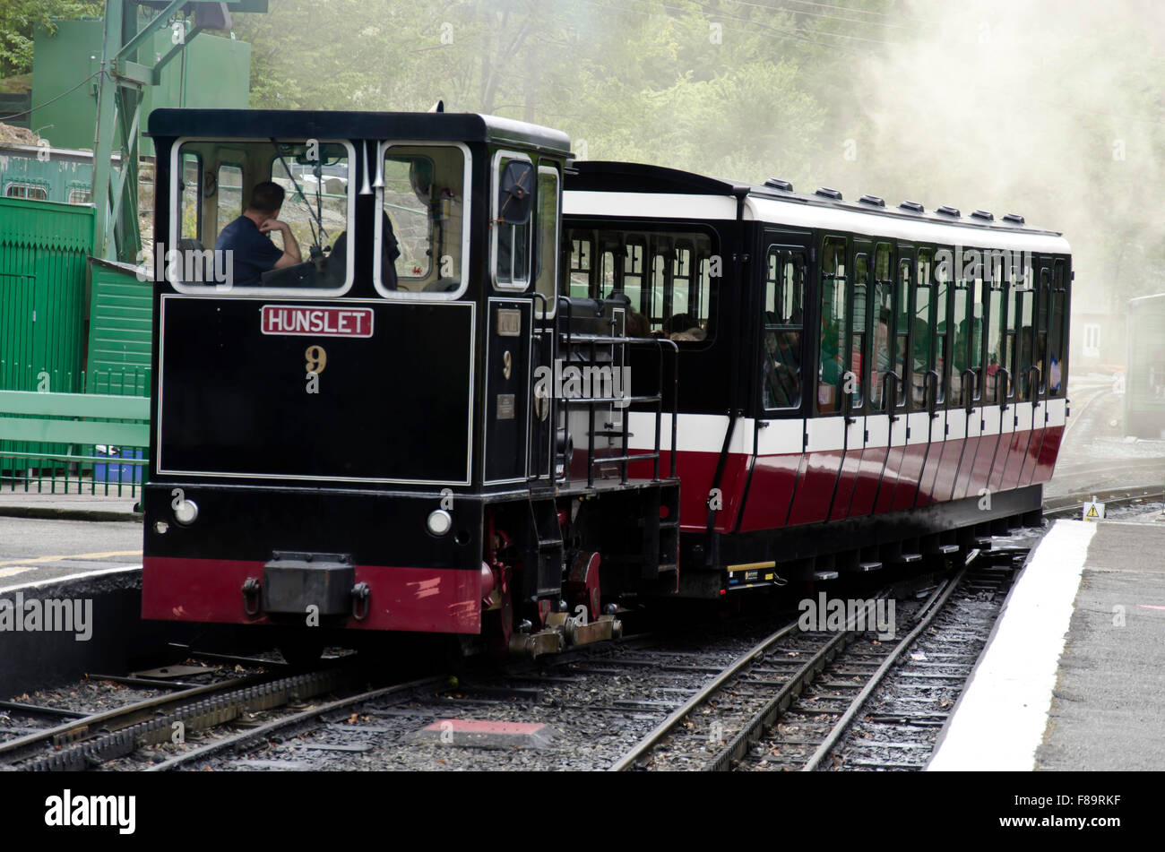 Snowdon mountain diesel locomotive hi-res stock photography and images ...