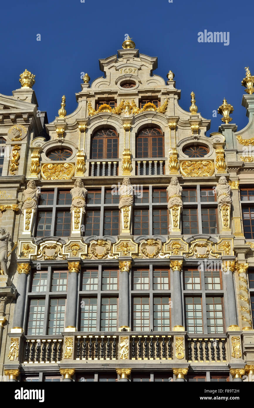 Guild hall renaissance architecture hi-res stock photography and images ...