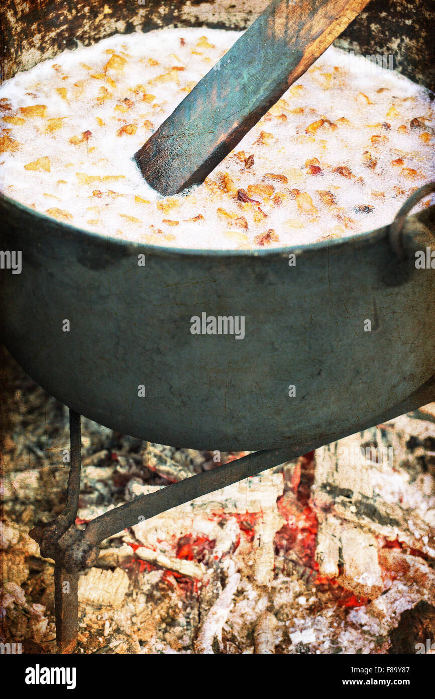 Big cooking pot hi-res stock photography and images - Alamy