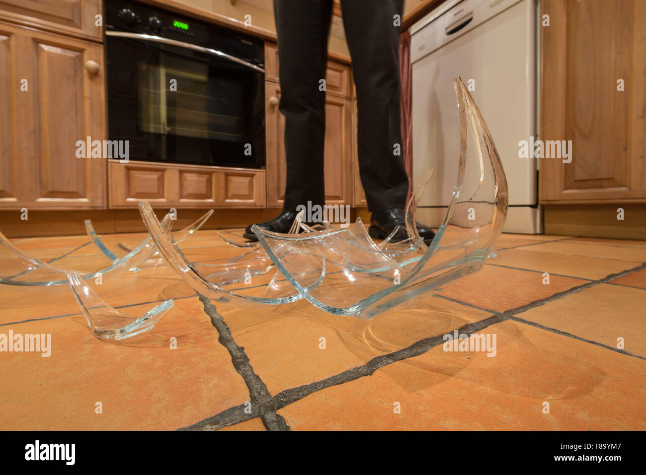 Mixing bowls hi-res stock photography and images - Alamy