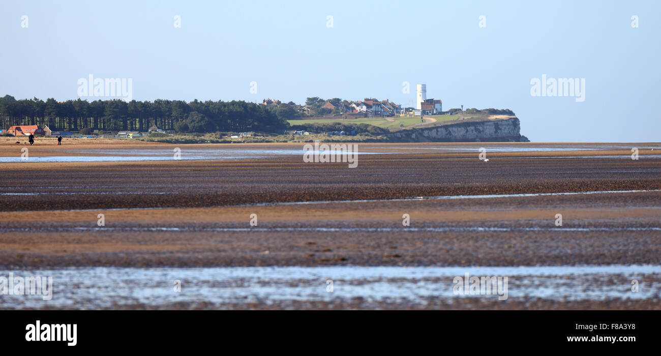 The expanse of beach at Old Hunstanton on the Norfolk coast Stock Photo ...