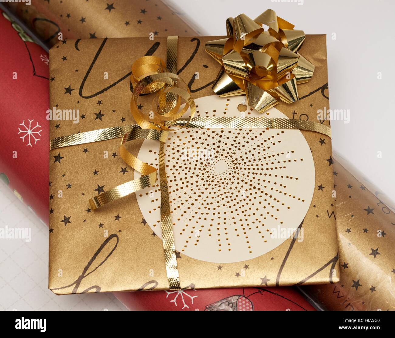 Wrapped in a bow hi-res stock photography and images - Alamy