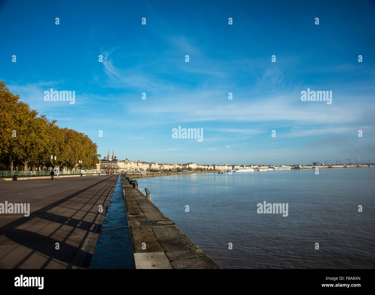 Quais bordeaux hi-res stock photography and images - Alamy