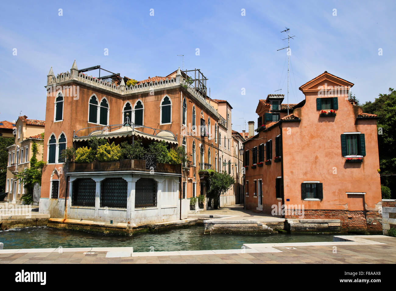 Typical Venetian Gothic house on Venetian street, Venice, Italy Stock ...