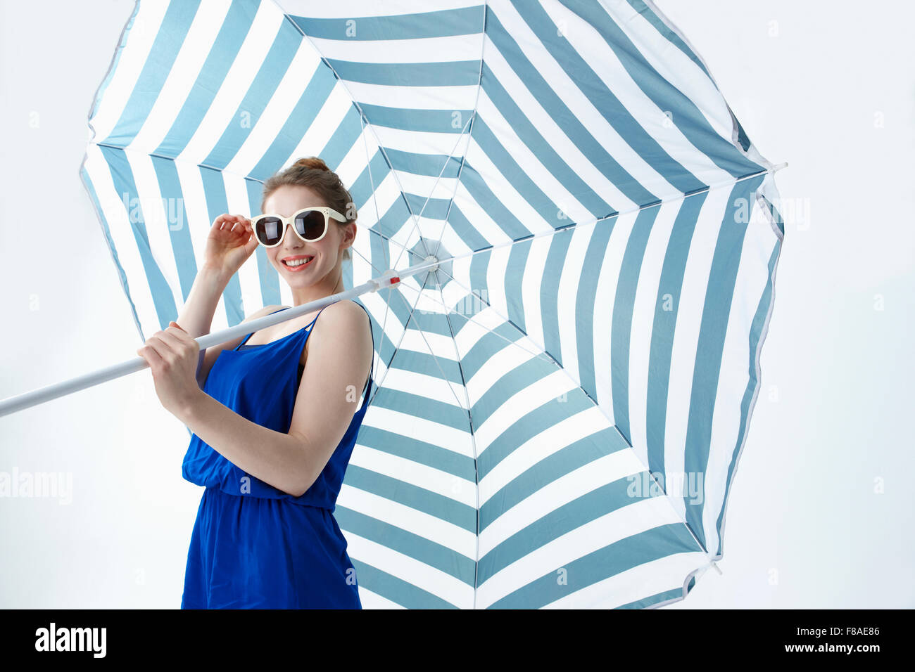 Young white owman hi-res stock photography and images - Alamy