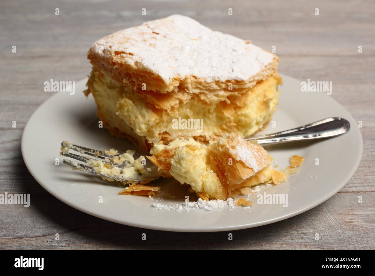 Kremowka cake hi-res stock photography and images - Alamy