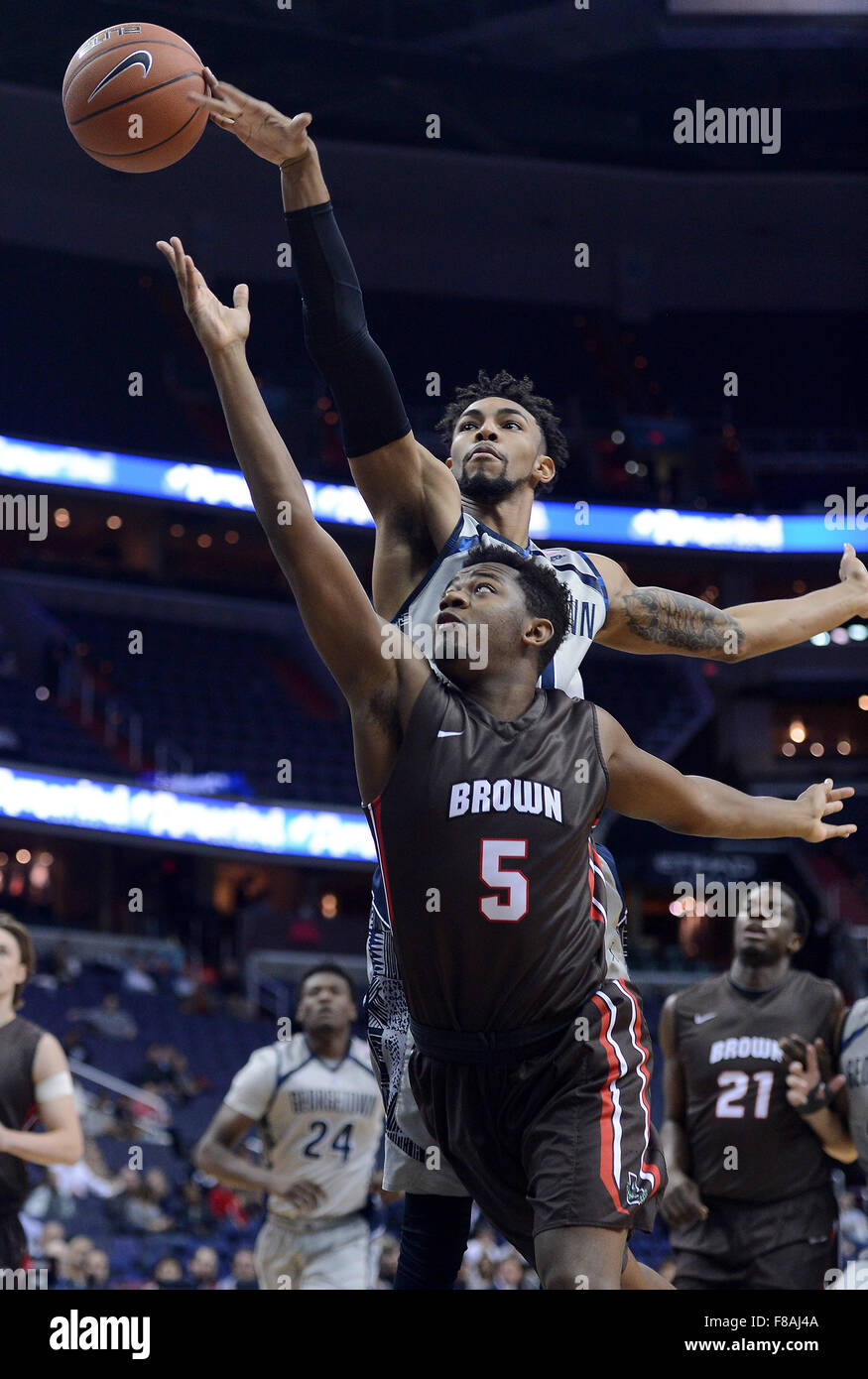 Washington, DC, USA. 7th Dec, 2015. 20151207 - Georgetown forward ISSAC ...