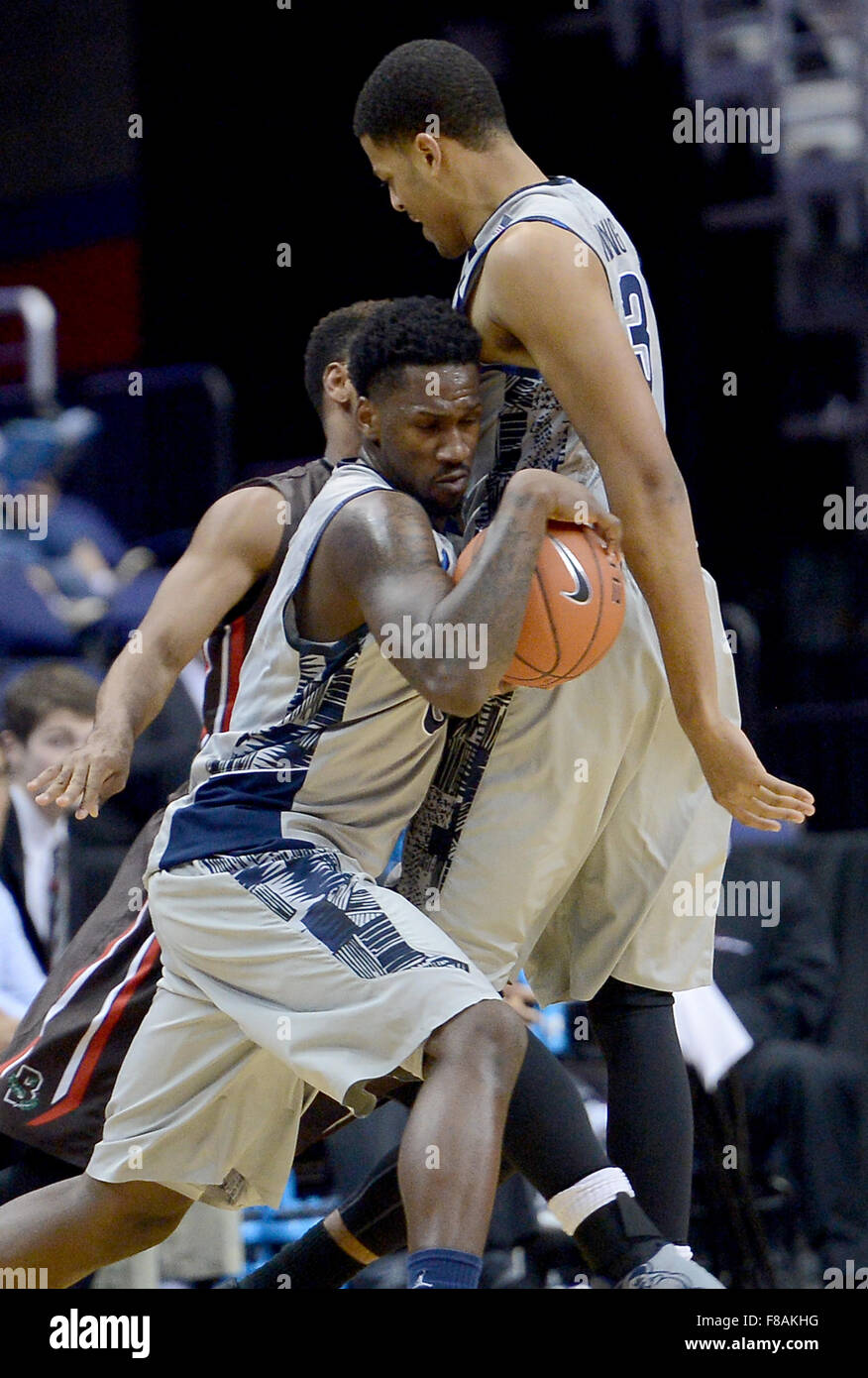 Brown university basketball hi-res stock photography and images - Alamy