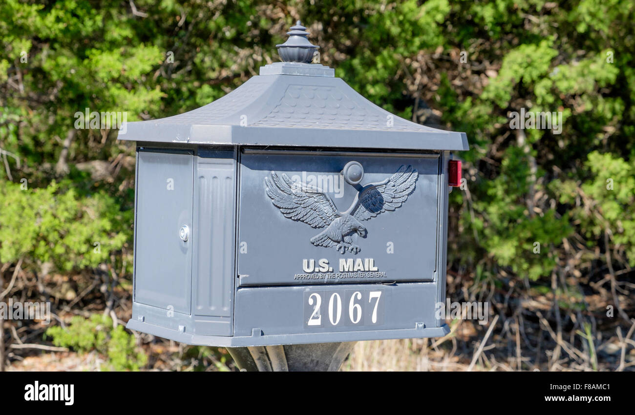 Rural Texas roadside metal mailbox Stock Photo - Alamy