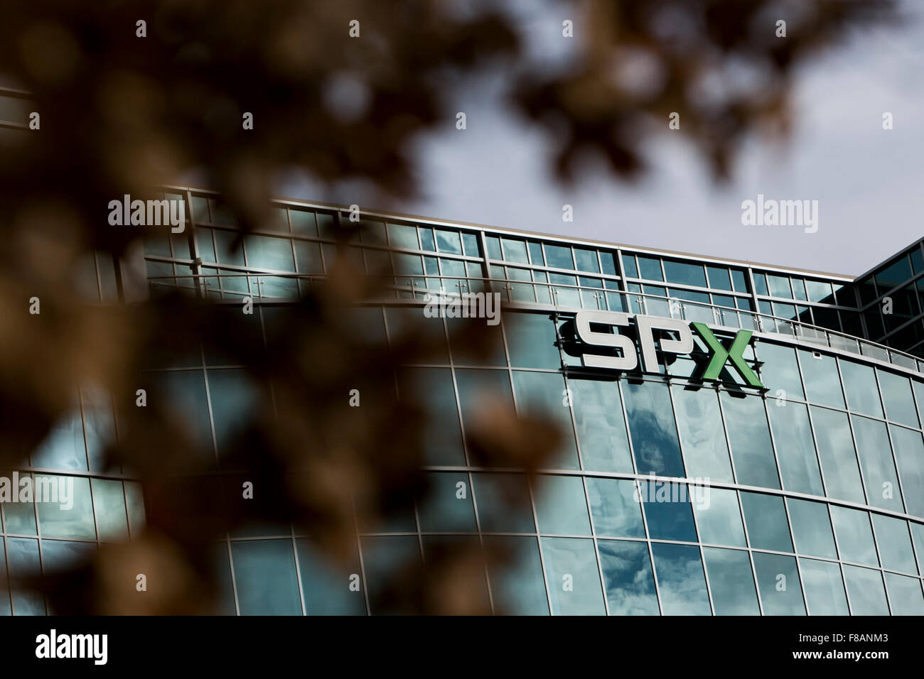 Spx corporation logo hi-res stock photography and images - Alamy