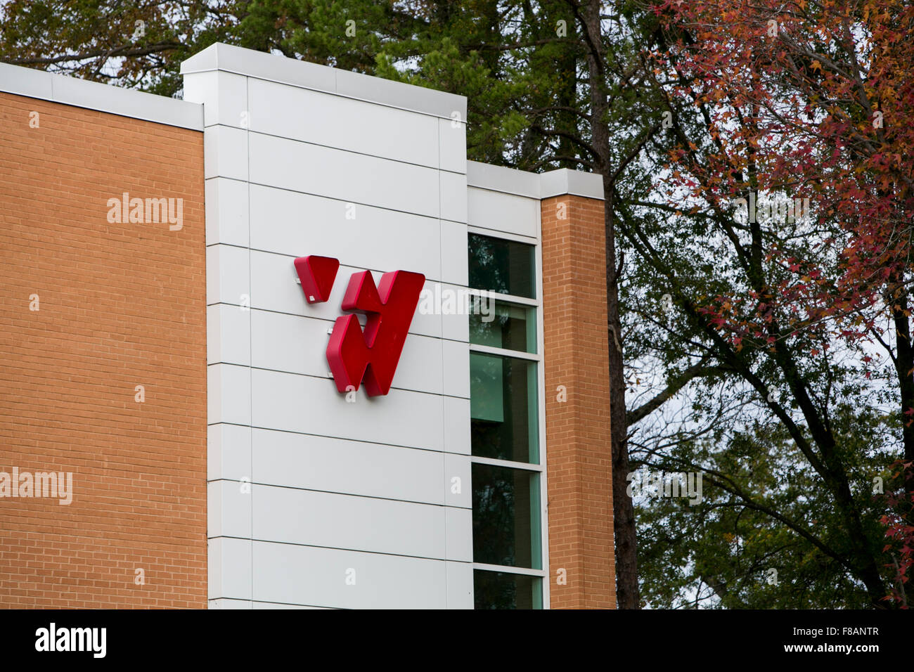 White logo sign hi-res stock photography and images - Alamy