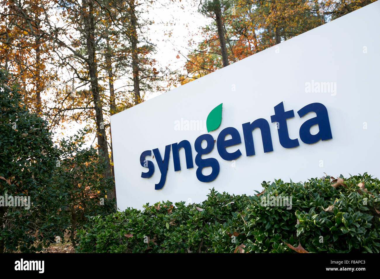 Syngenta logo hi-res stock photography and images - Alamy