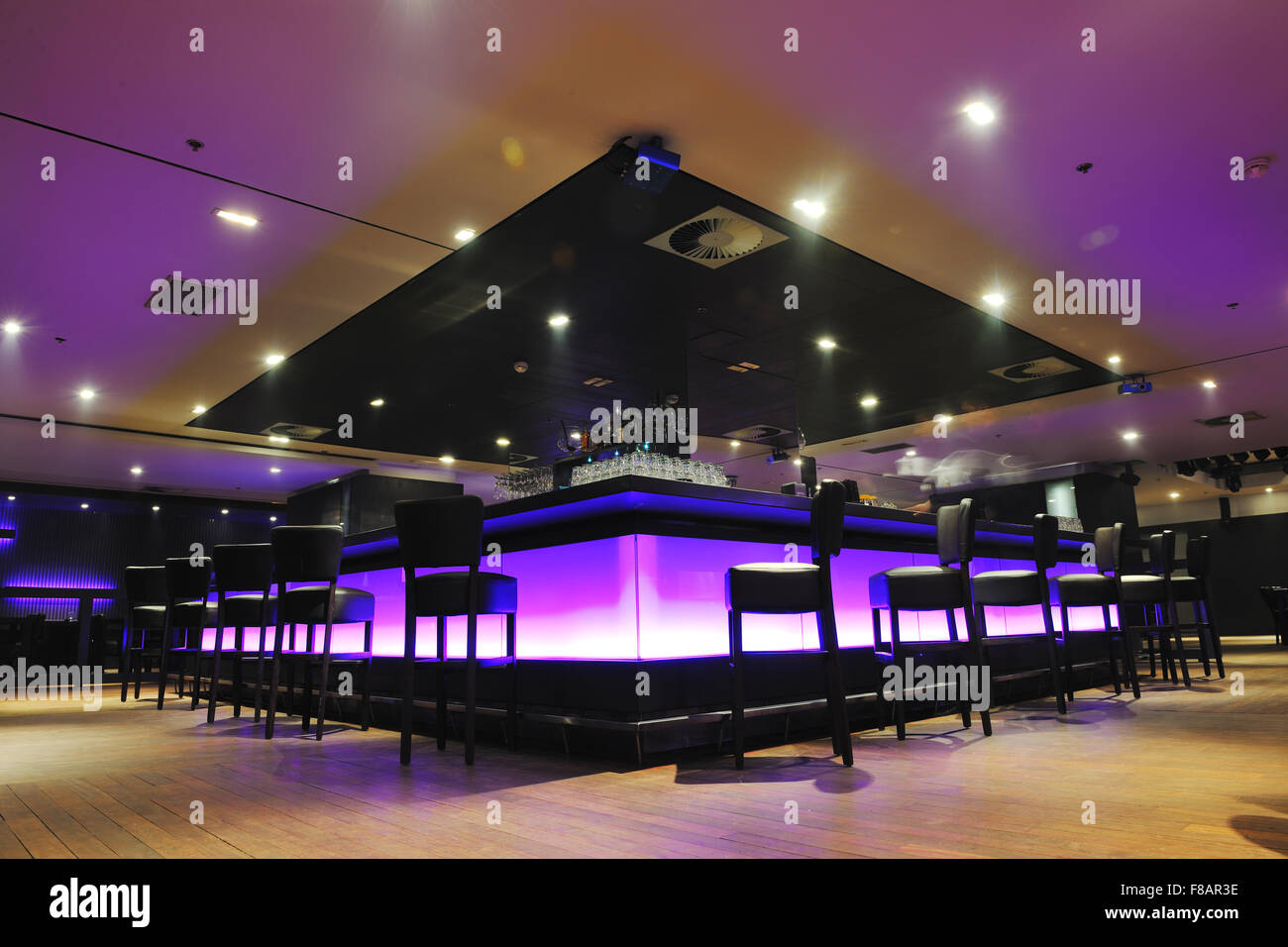 modern design club restaurant bar indoors Stock Photo - Alamy