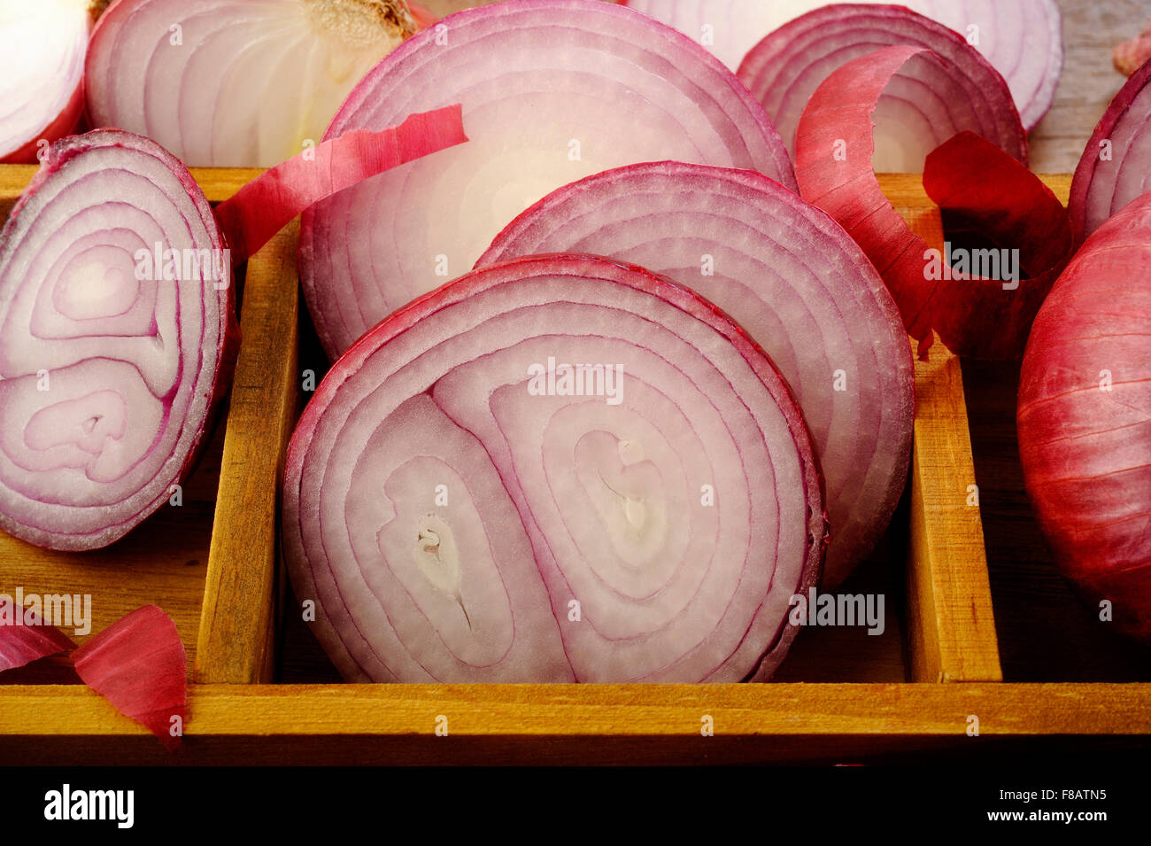 Sliced red onion Stock Photo - Alamy