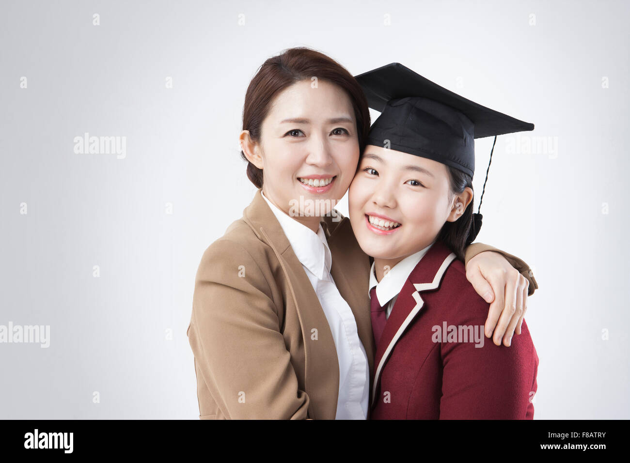 Korean mother with daughter graduation hi-res stock photography and ...