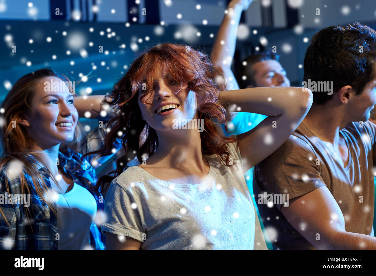 Young couple dancing night club hi-res stock photography and images - Alamy