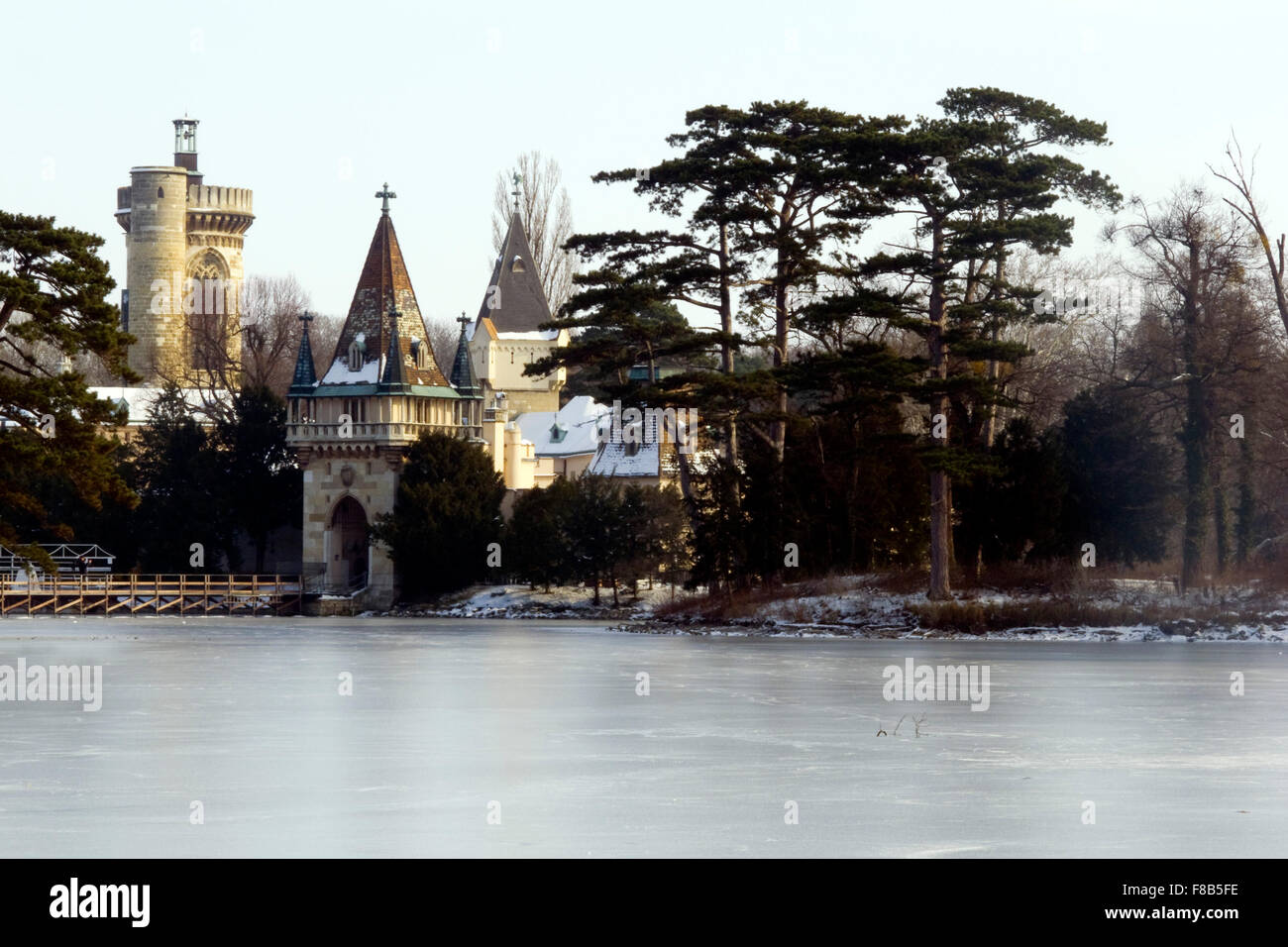 Österreich, Niederösterreich, Laxenburg bei Wien, Franzensburg im Park ...