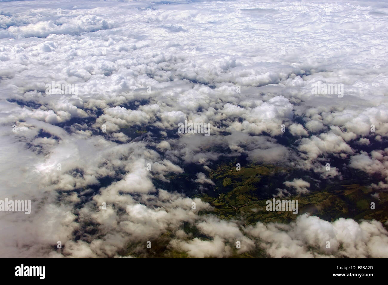 Cloud layer hi-res stock photography and images - Alamy