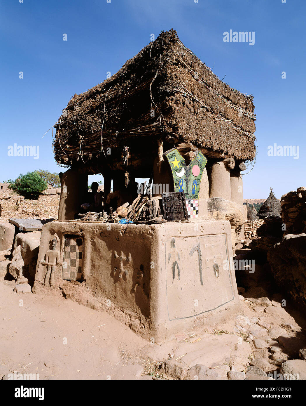 Tonga village hi-res stock photography and images - Alamy