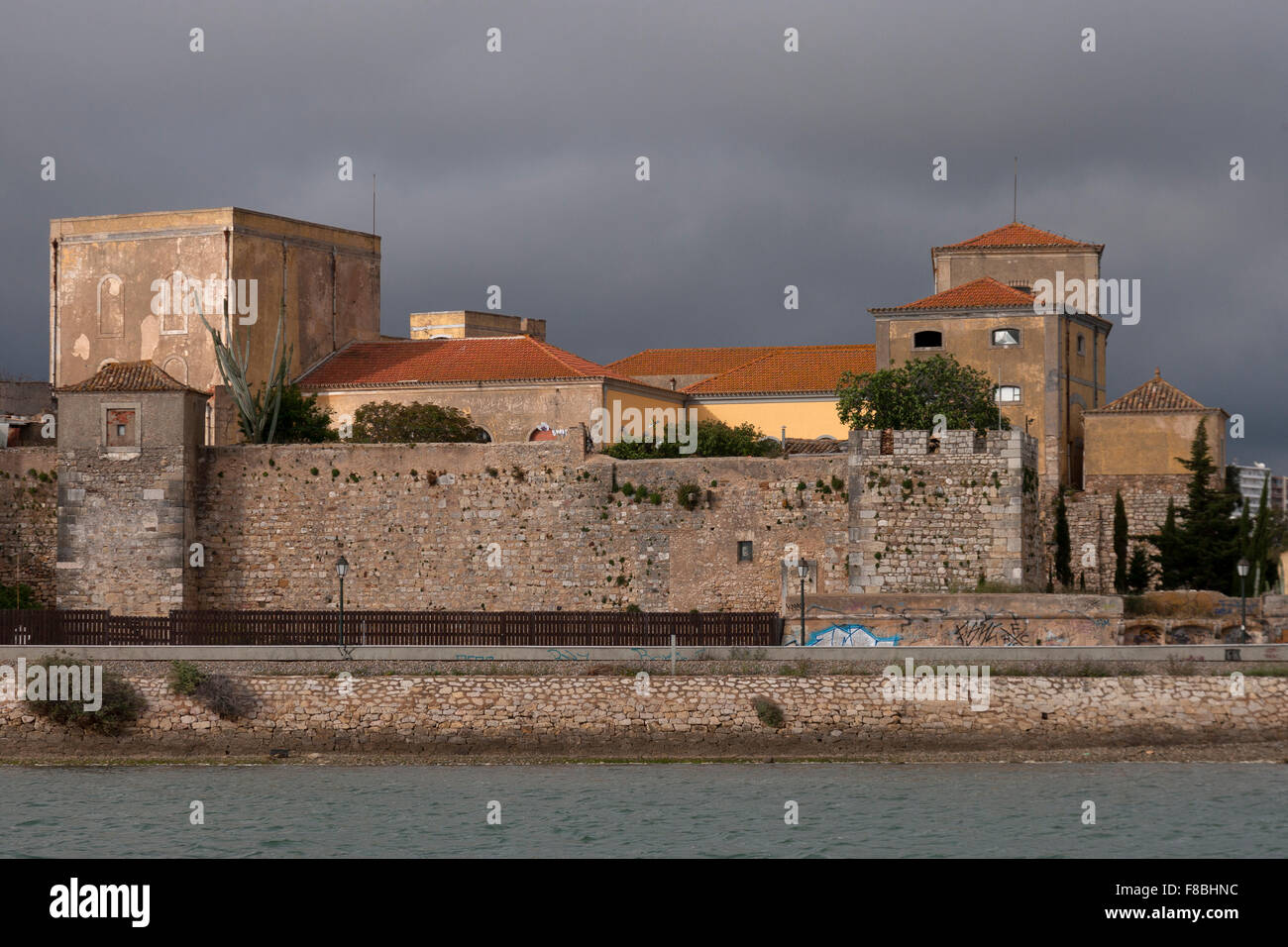 Faro old buildings hi-res stock photography and images - Alamy