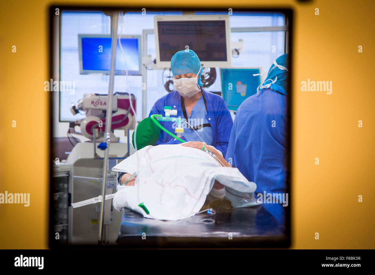 General Anaesthesia Stock Photos & General Anaesthesia Stock Images - Alamy