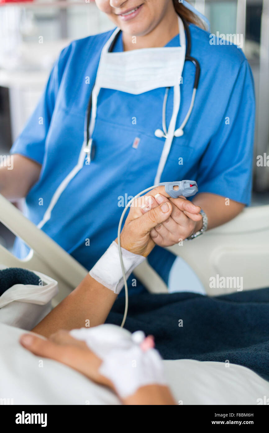 Patient after heart surgery hi-res stock photography and images - Alamy