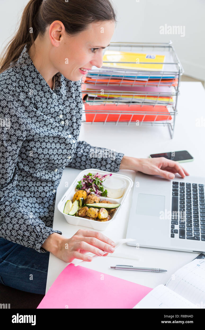 So bento hi-res stock photography and images - Alamy