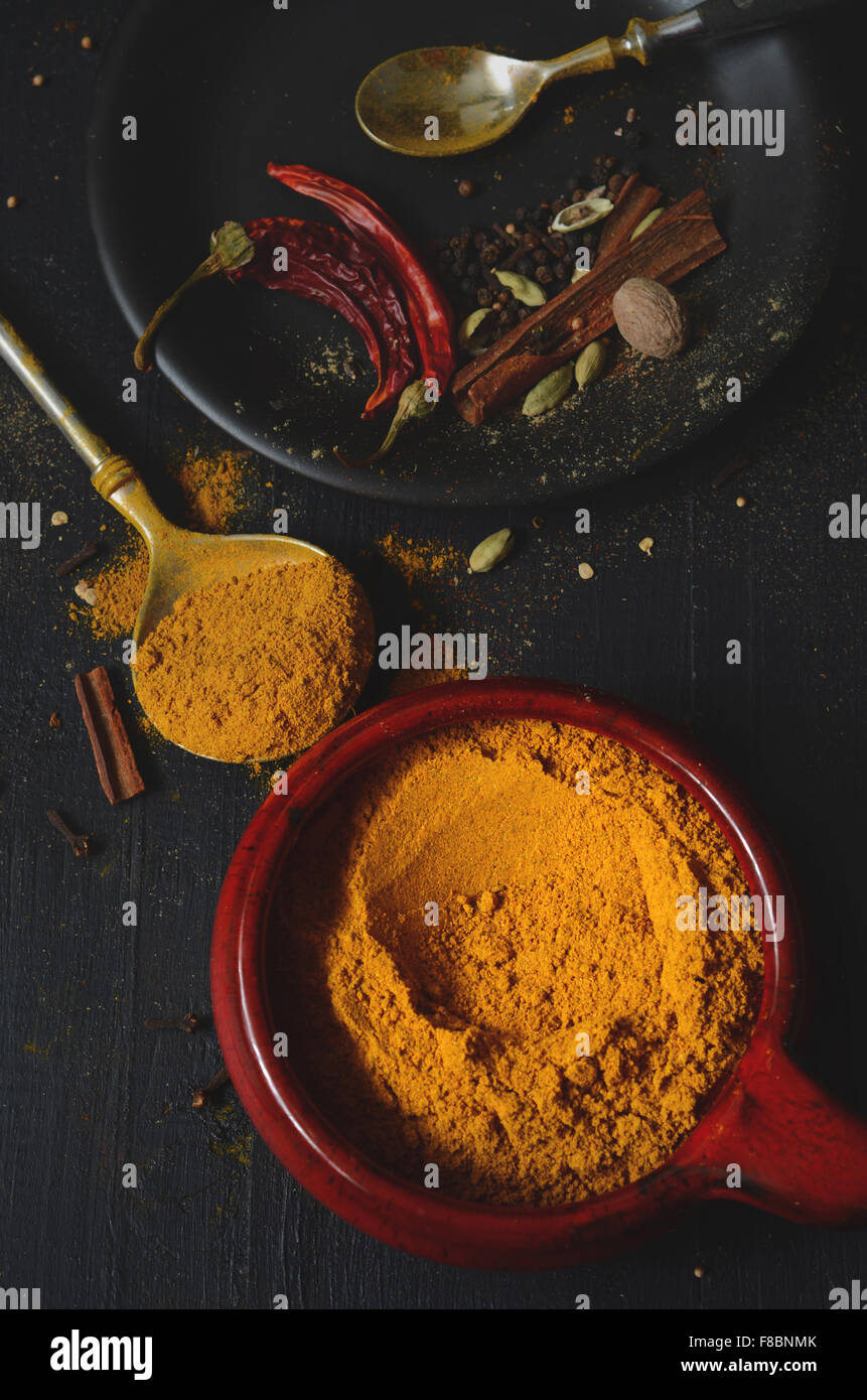 Ingredients for a homemade Garam Masala spice mixture Stock Photo - Alamy