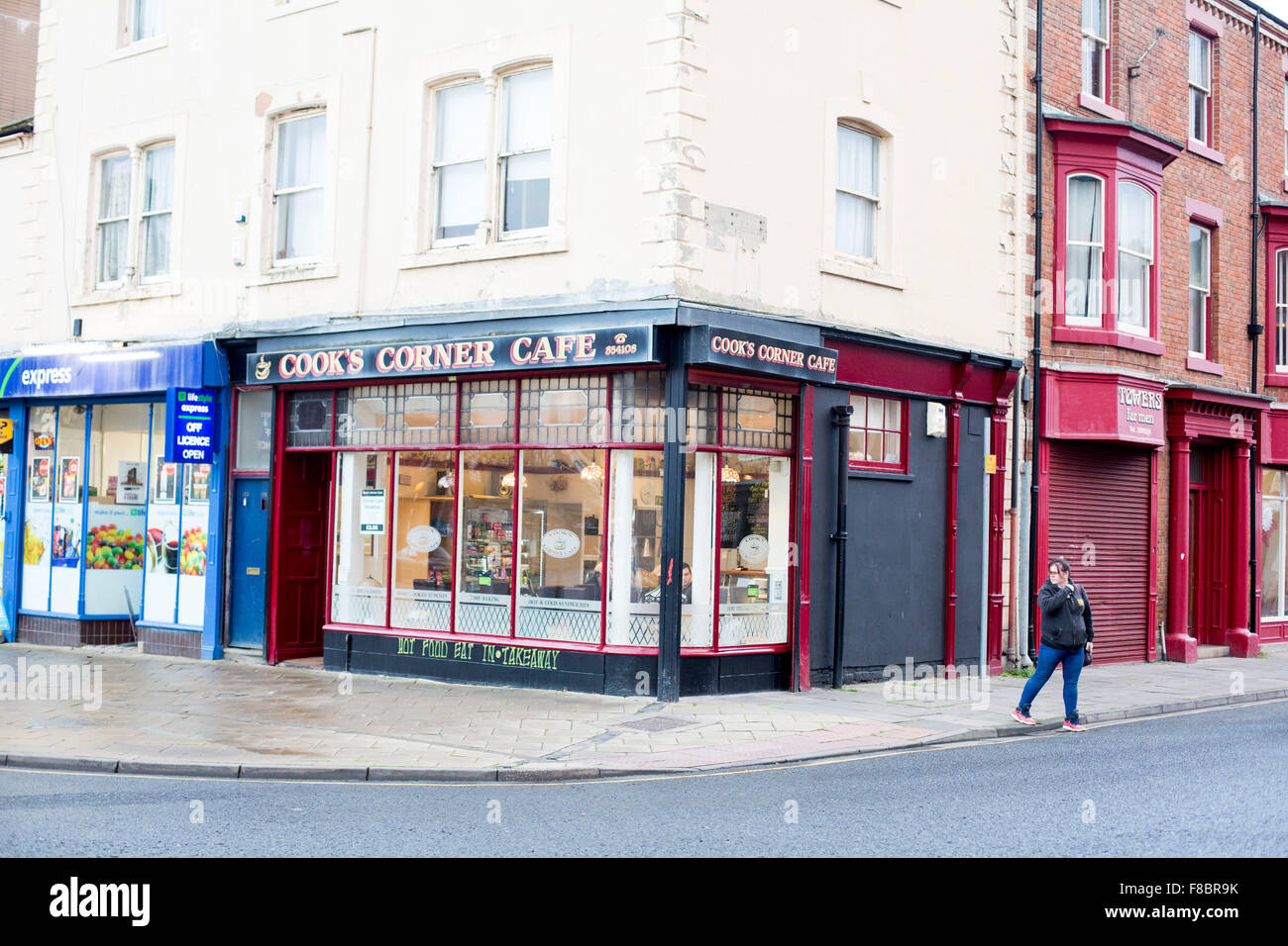 Traditional english cafe hi-res stock photography and images - Alamy