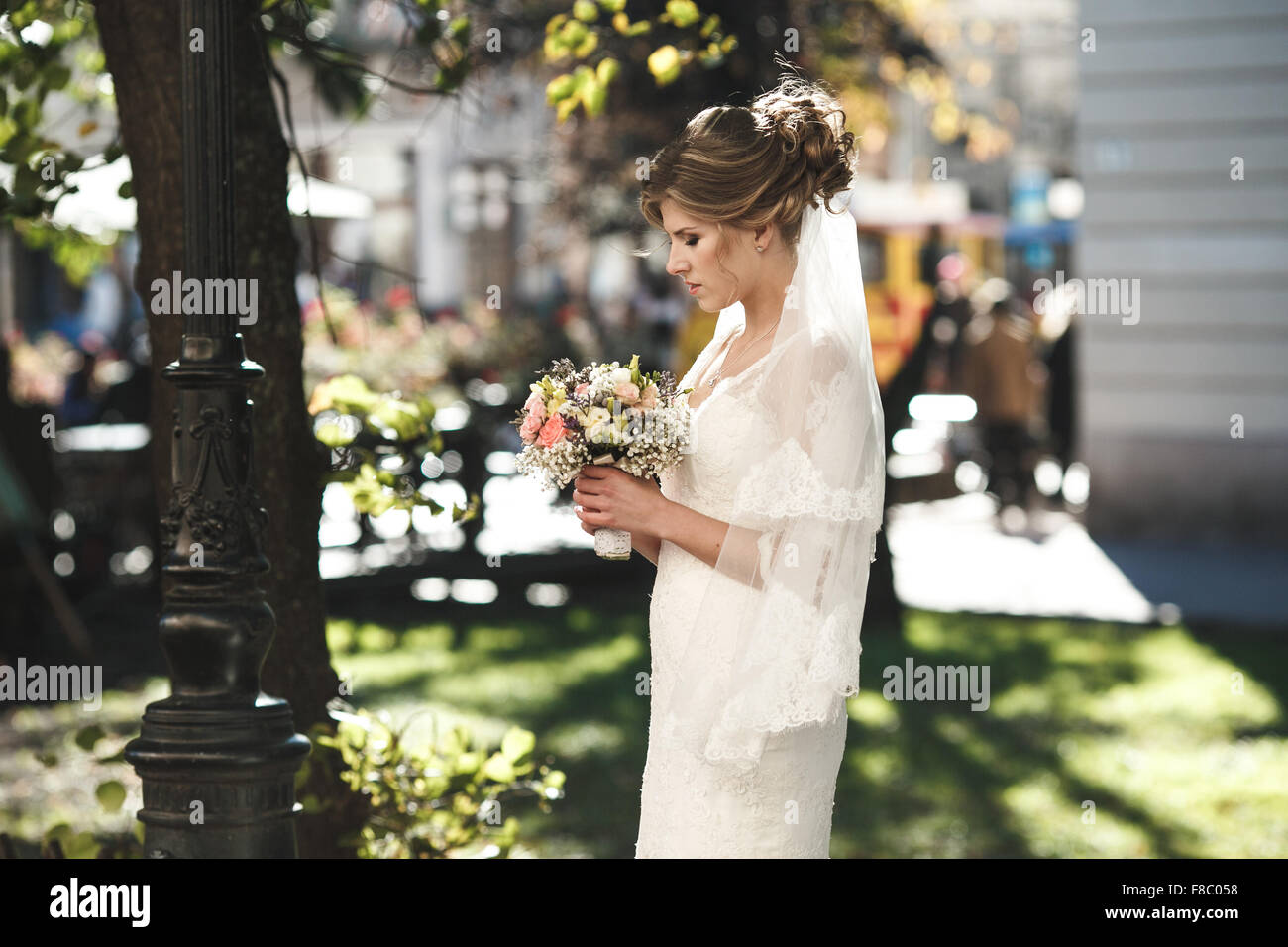 Bride waiting for the groom Stock Photo - Alamy