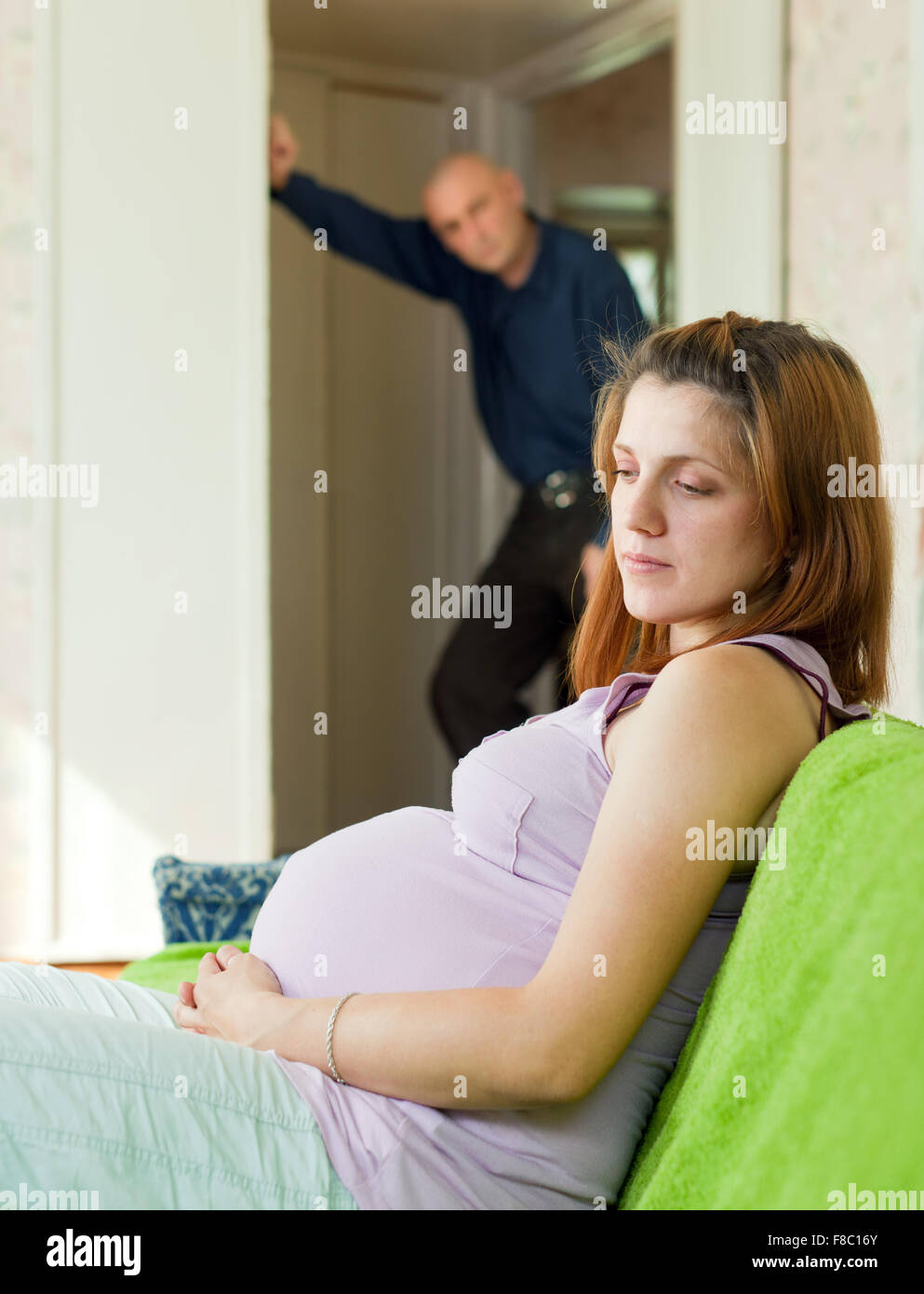 Portrait pregnant woman crying hi-res stock photography and images - Alamy