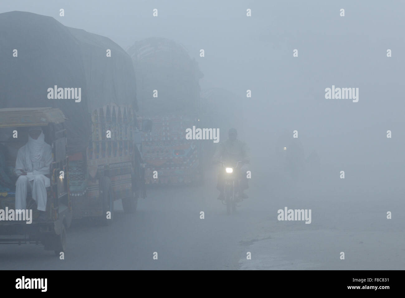 Dense fogs hi-res stock photography and images - Alamy