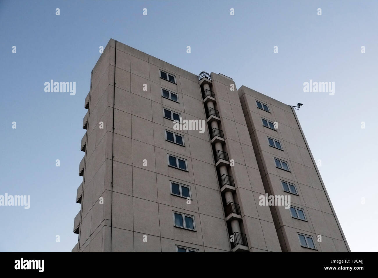 London council block hi-res stock photography and images - Alamy