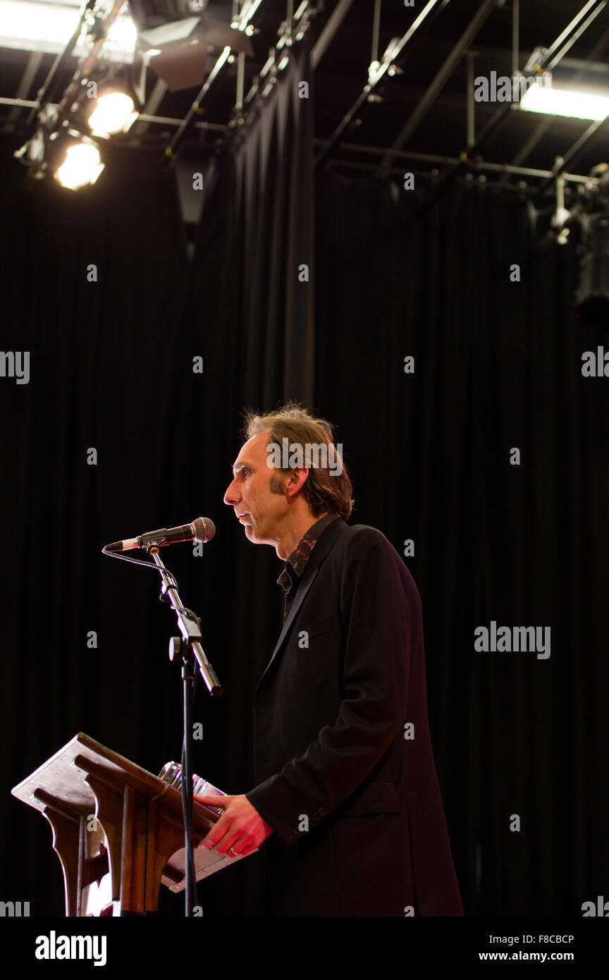 Evening standard to be sold hi-res stock photography and images - Alamy