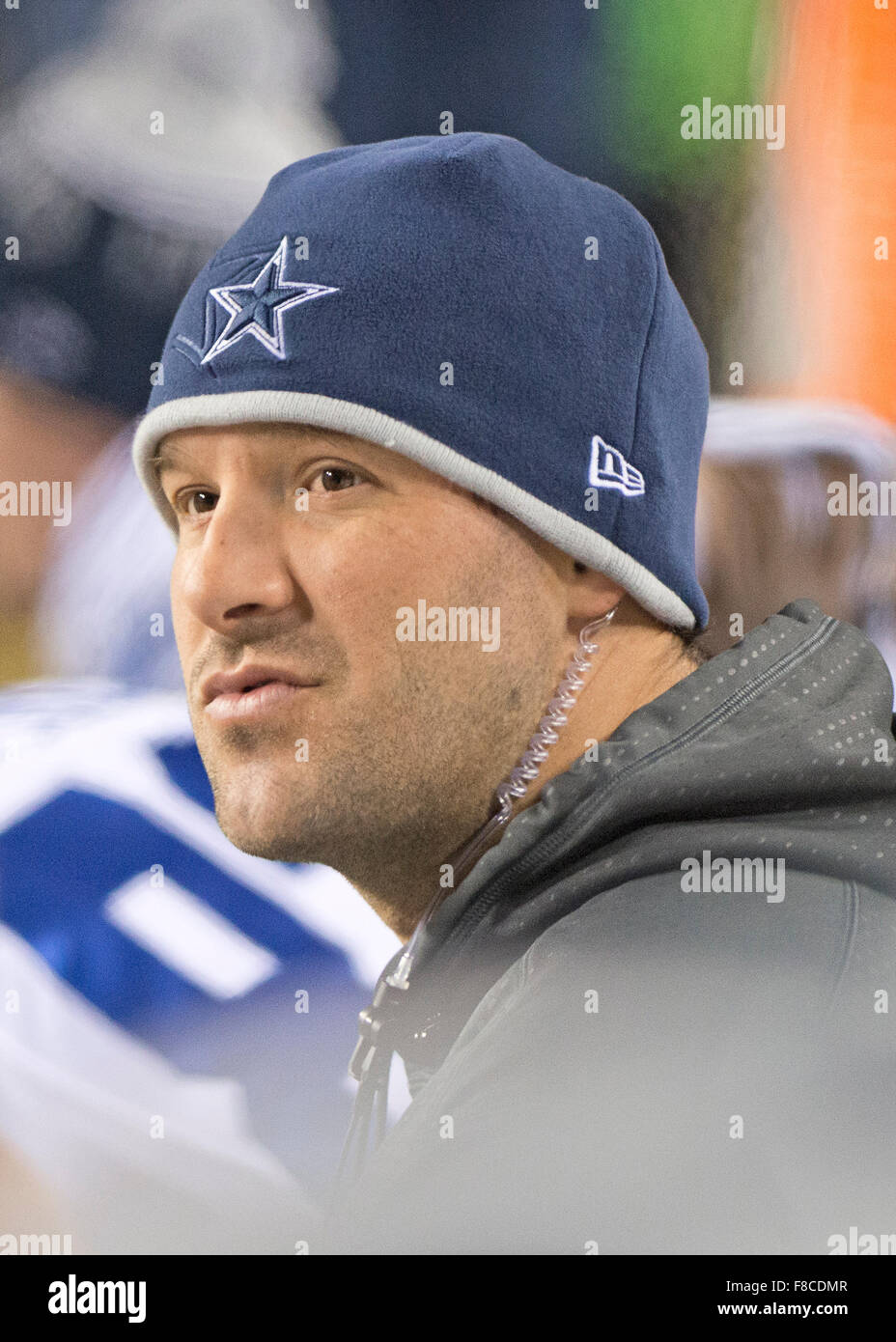 Injured Dallas Cowboys quarterback Tony Romo (9) on the bench prior to ...
