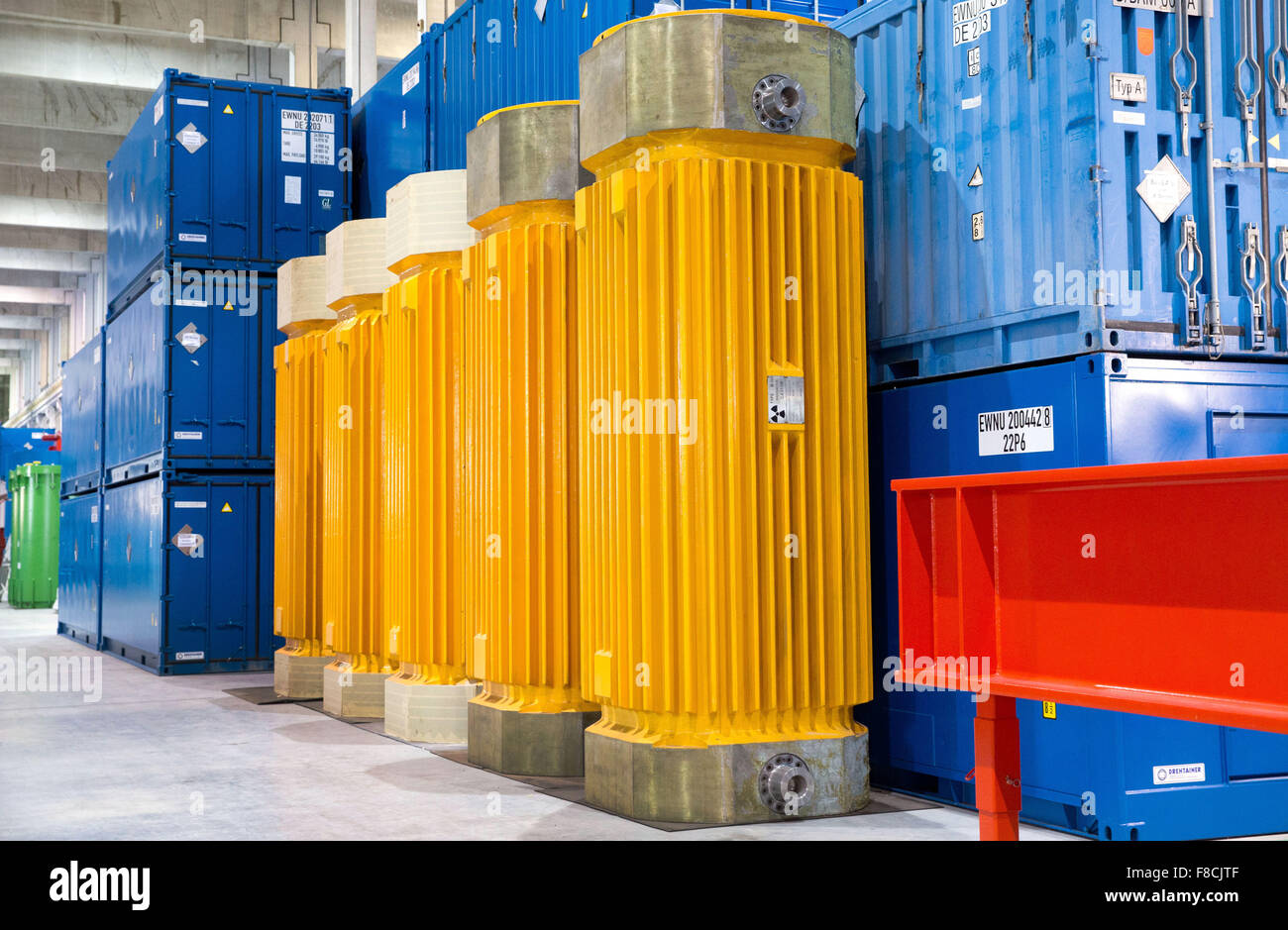 Nuclear waste storage containers hi-res stock photography and images ...