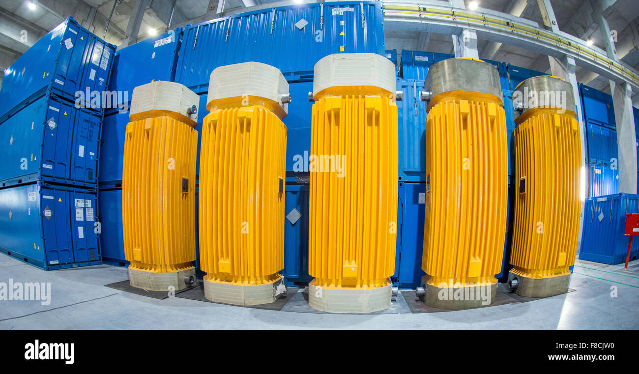 Nuclear waste storage containers hi-res stock photography and images ...