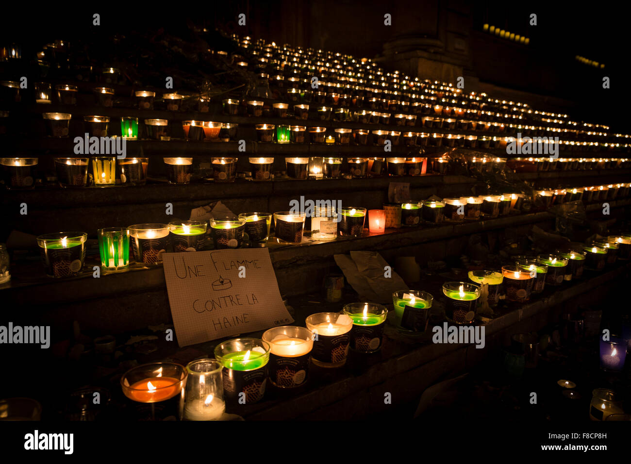 Fete des Lumieres: Lyon. 8th December 2015. The annual festival of ...