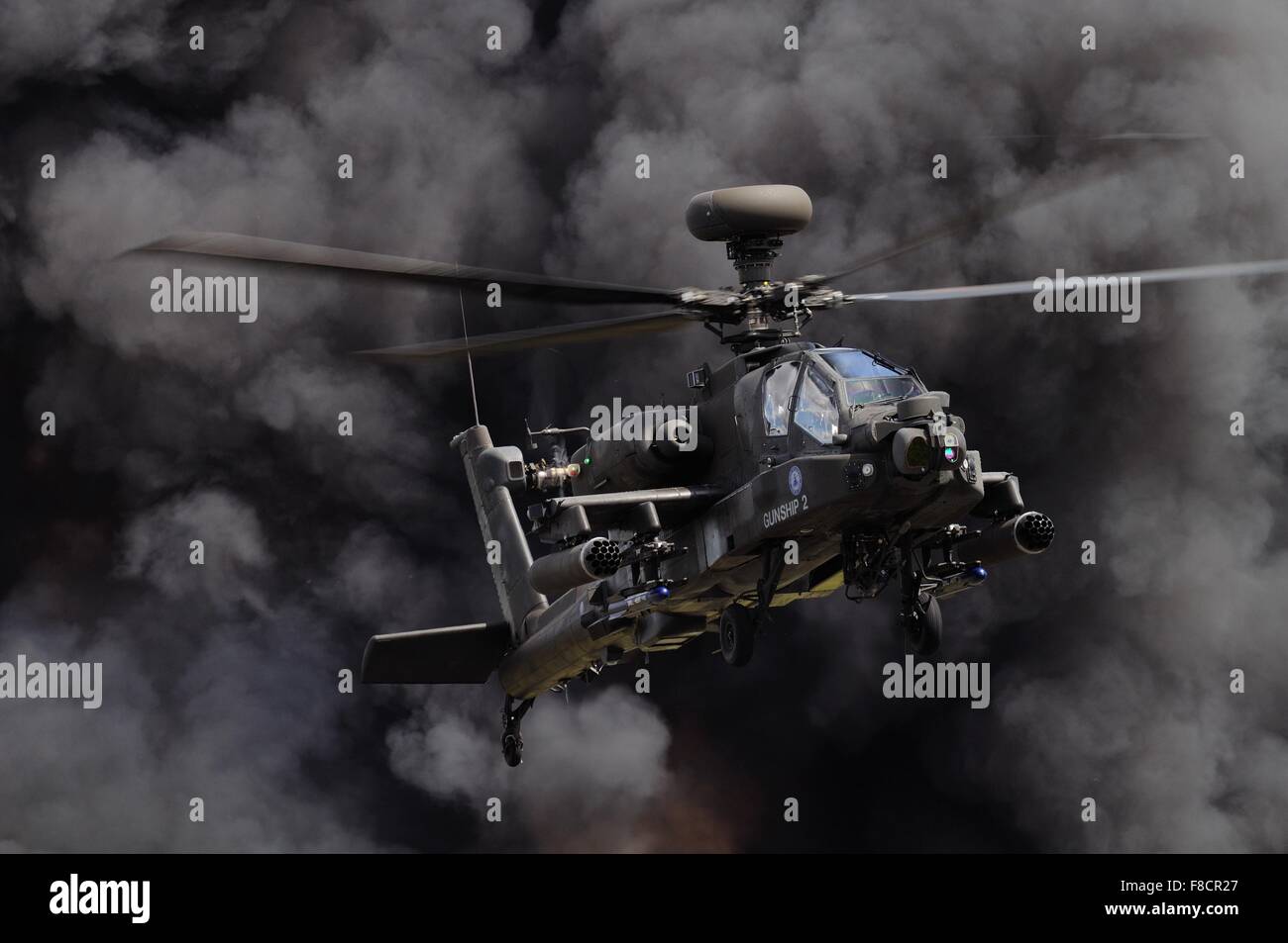 Ah 64 apache longbow hi-res stock photography and images - Alamy